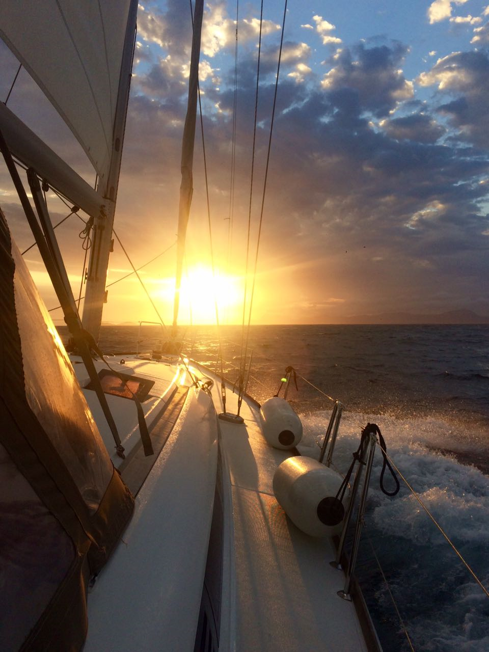 Curso de Vela Oceânica Avançado – CVOA – Sailing Adventures